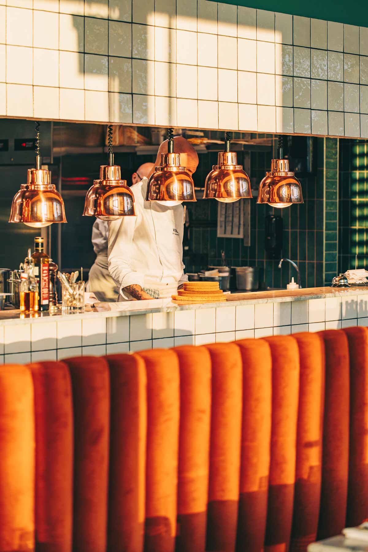 MINA Berlin: Warum das Restaurant ein Must-Visit an der Spree ist · Berliner Speisemeisterei